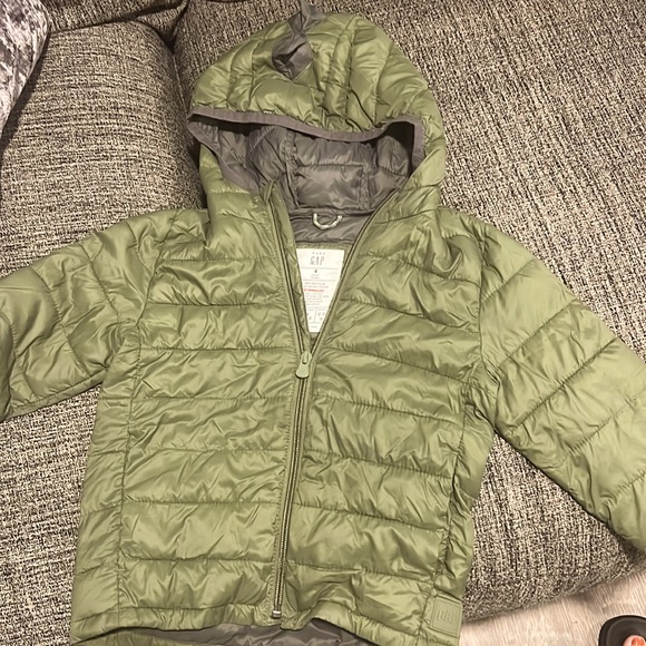 GAP | Jackets & Coats | Gap Olive Green Lightweight Puffer | Poshmark